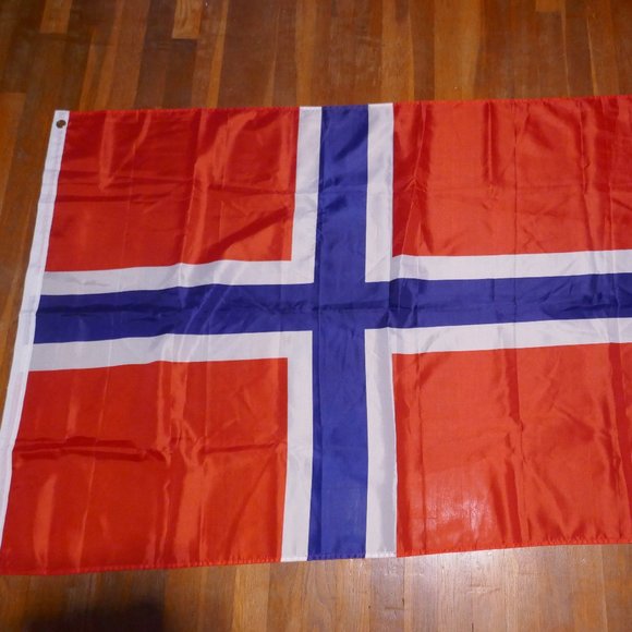 NORWAY | Wall Decor | 56 X 35 Norway Norwegian Viking Thor Flag | Poshmark
